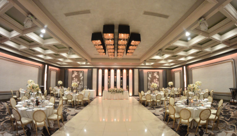 Renaissance Grand Ballroom New - Metropol Banquet Halls
